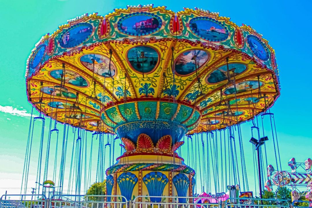 8 Benefits of Buying Amusement Swing Rides from China - Cat's Blog