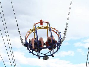 Pros And Cons Of The Slingshot Ride - Cat's Blog